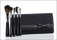 รีวิว The Body Shop Brush-Roll