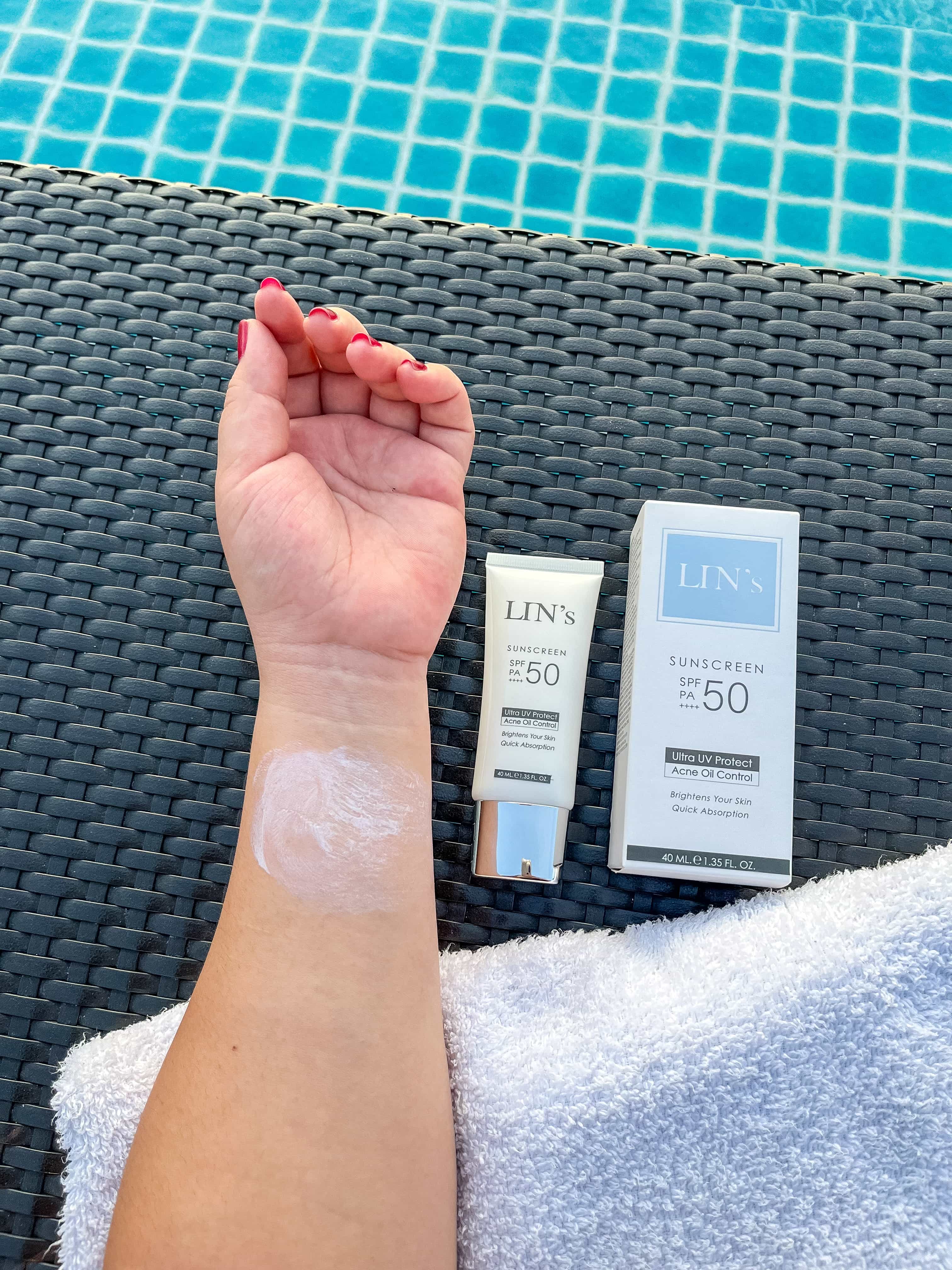 LIN'S SUNSCREEN กันแดดเนื้อรองพื้น