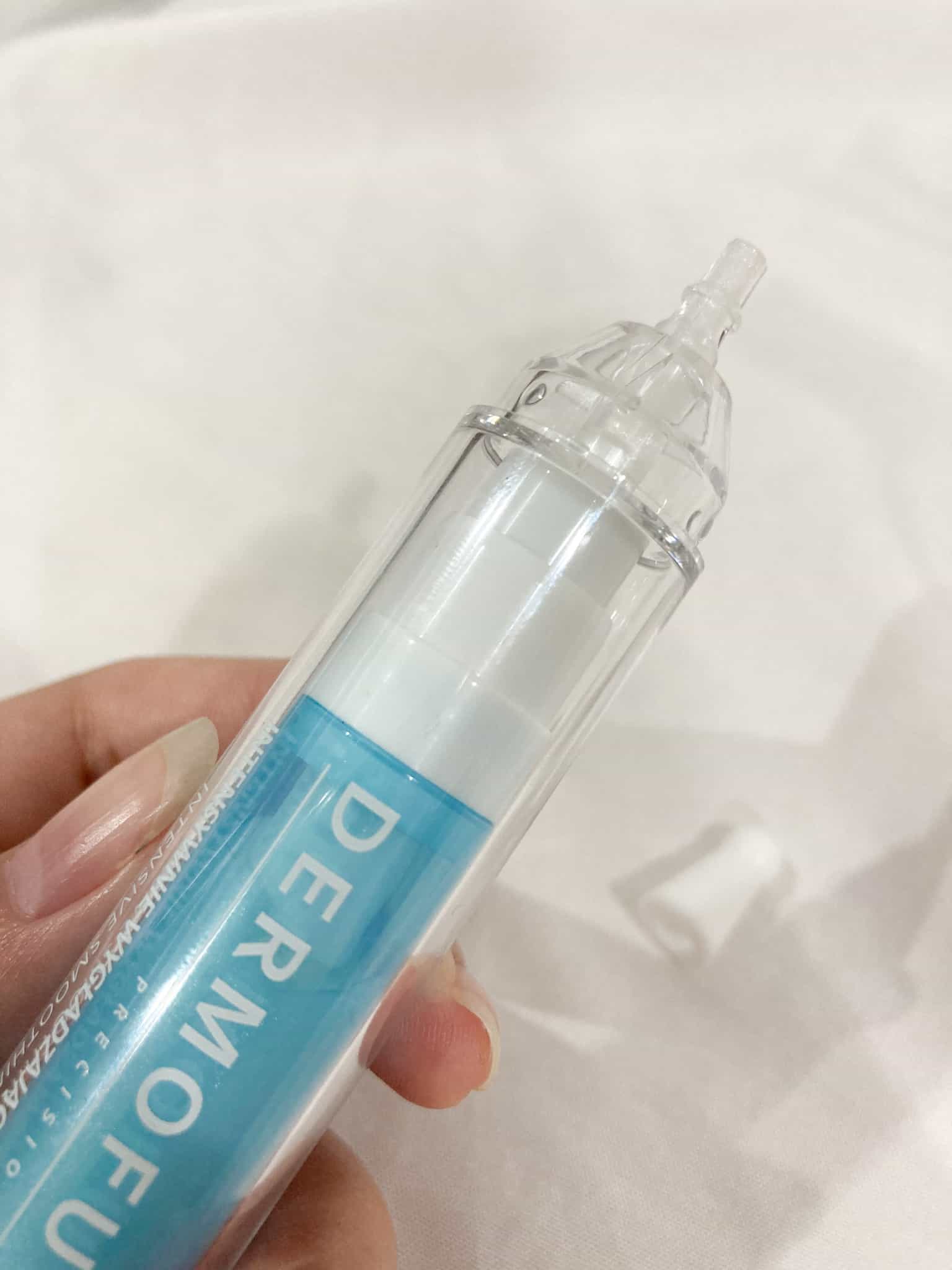 บอกลาปัญหาใต้ตาหมองคลํ้าด้วย Dermofuture intensive smooth eye elixir